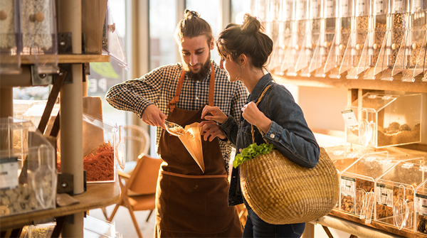 How to Hire Seasonal Retail Employees in 2022 | interviewstream